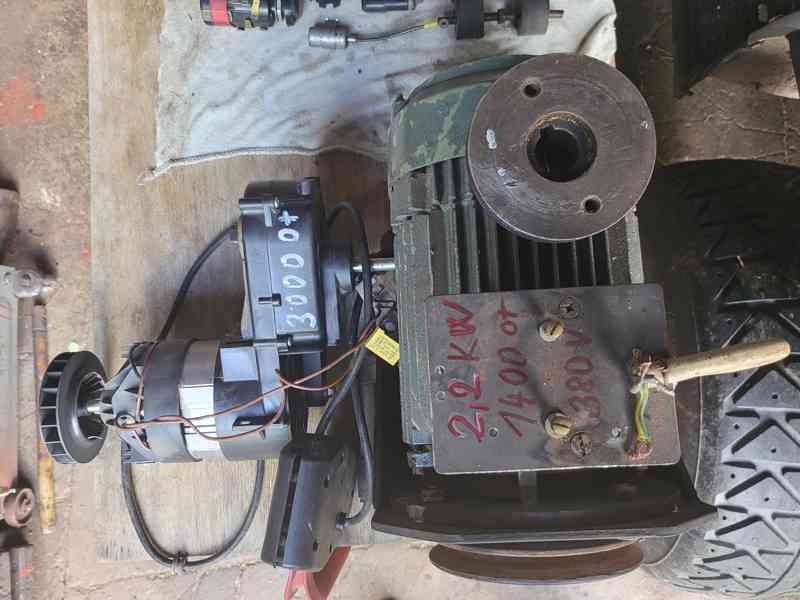 Prodám elektromotory - bazar - Hyperinzerce.cz