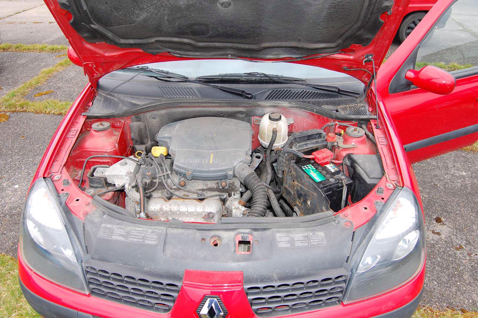 Renault Thalia 2004/1.4i//55kW/8V/nefunkční motor. - bazar ...