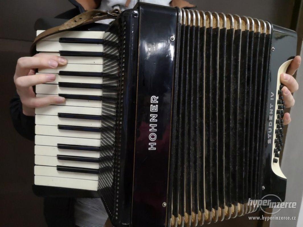 Harmonika / akordeon Hohner Student IV - bazar - Hyperinzerce.cz