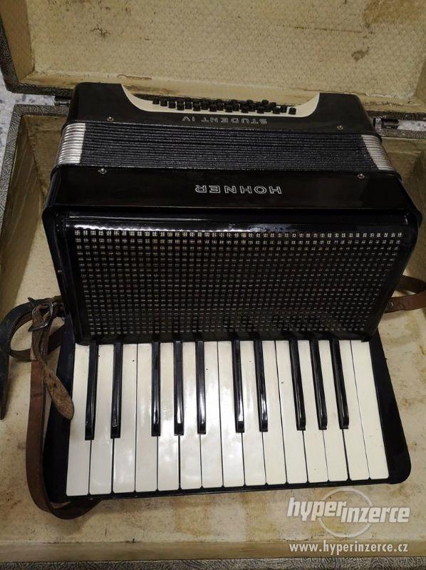 Harmonika / akordeon Hohner Student IV - bazar - Hyperinzerce.cz