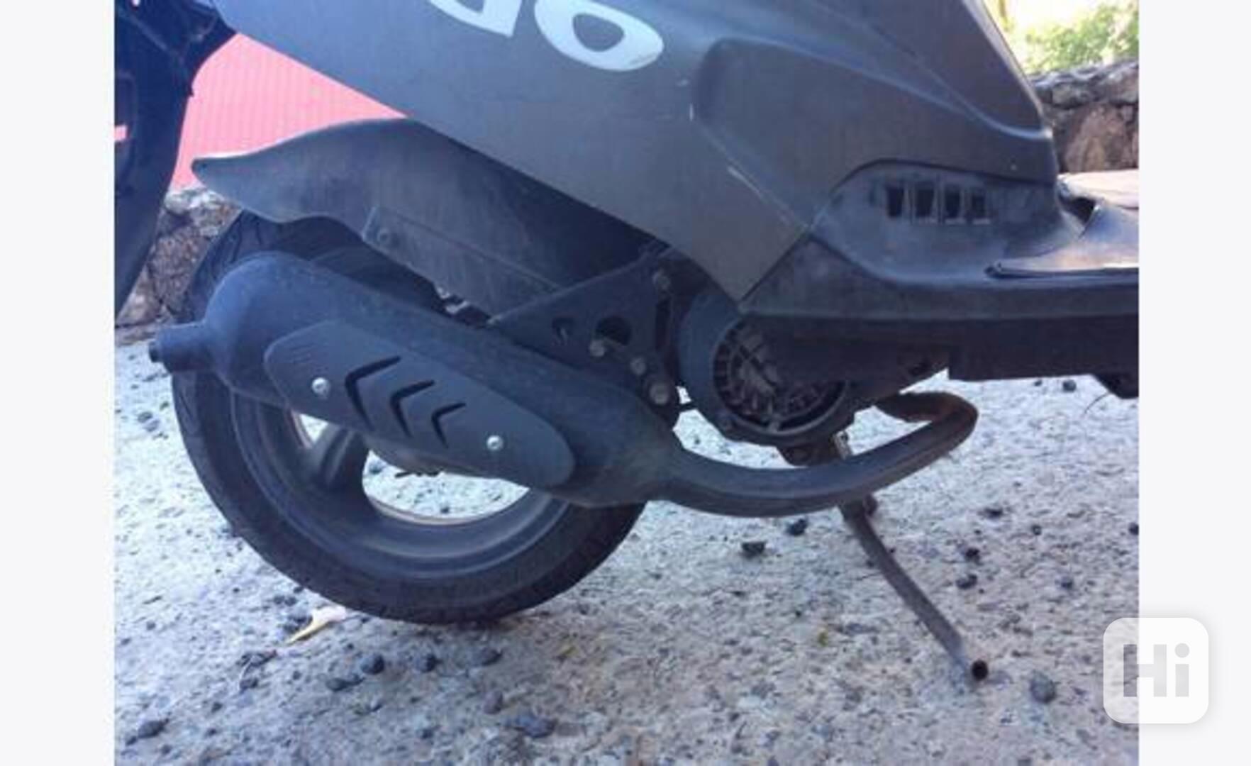 Daruji svůj skútr Piaggio Typhoon 2013, 49cc, 4takt - bazar ...