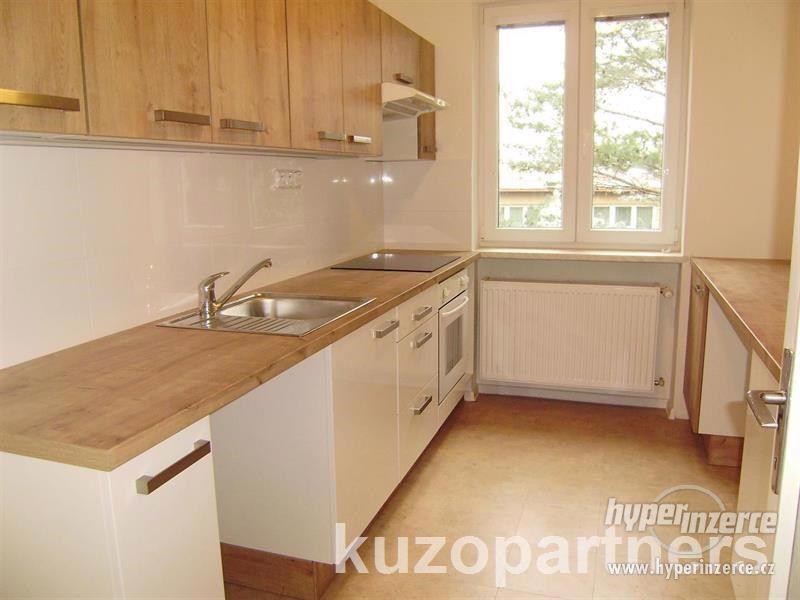 Pronájem bytu - krásný byt 3+1, 78m2, s balkónem 4m2 a sklepem, Praha 4 - Braník, ul. Psohlavců ...