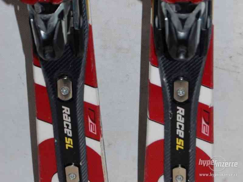 Carvingové lyže Atomic D2 SL - bazar - Hyperinzerce.cz