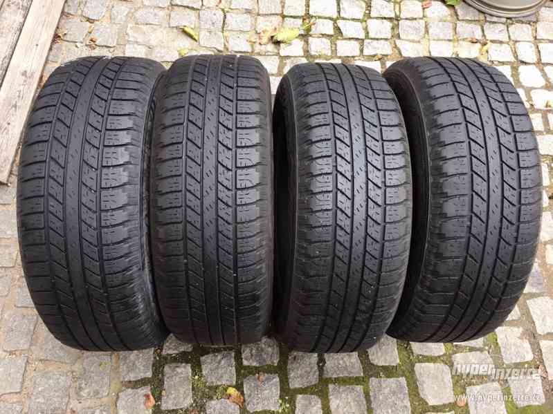 235 65 17 R17 celoroční pneumatiky Goodyear - bazar - Hyperinzerce.cz