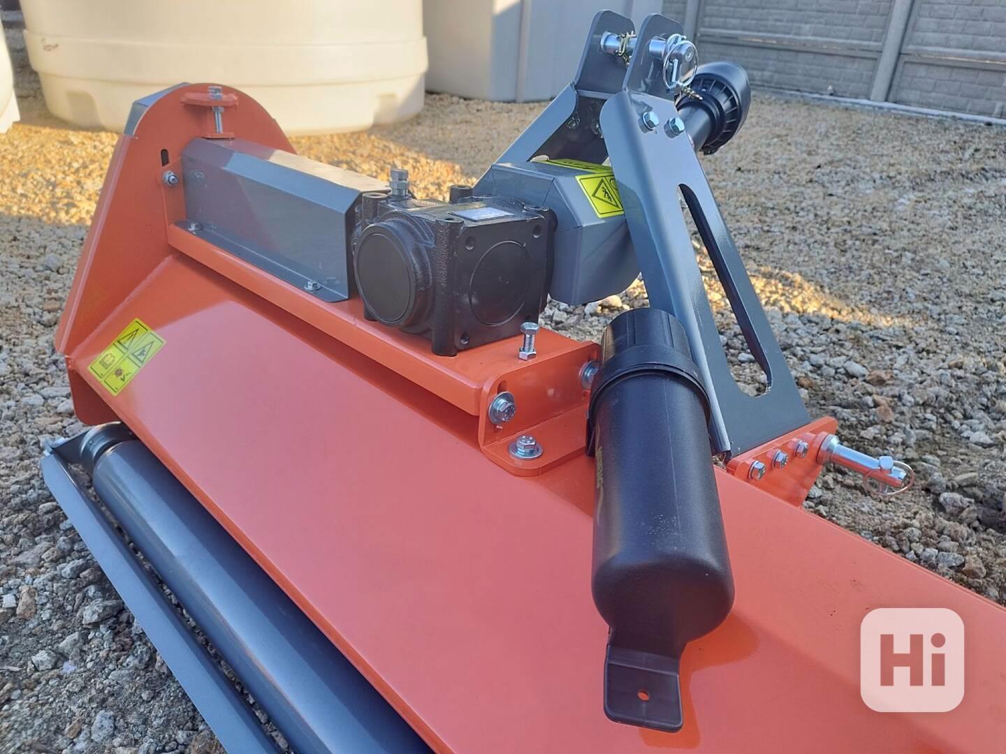 Mulčovač za traktor 95cm - 155 cm s kardanem - bazar - Hyperinzerce.cz