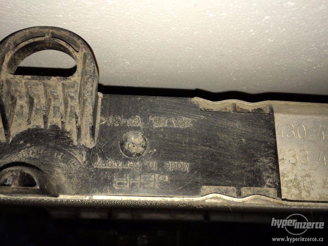 Chladič Mercedes C, CLK vody, originál - bazar - Hyperinzerce.cz