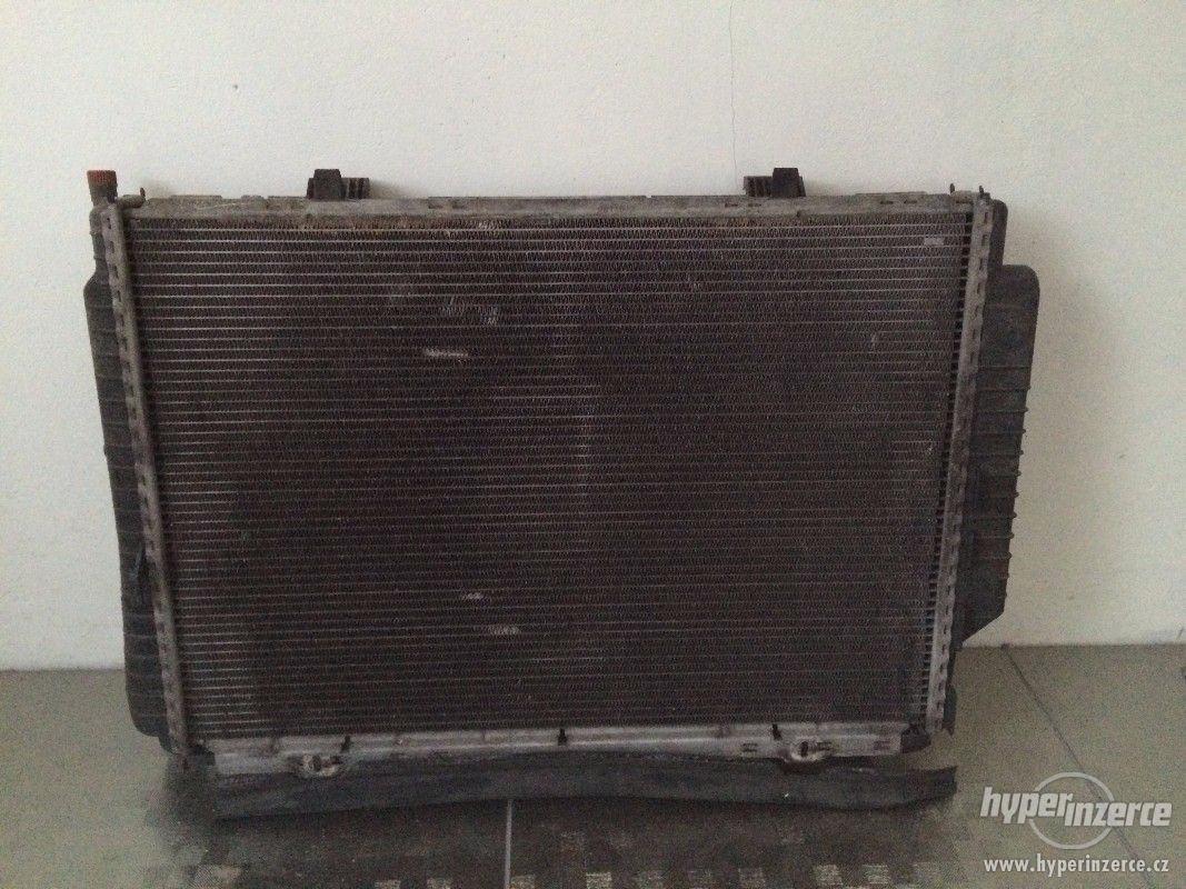 Chladič Mercedes C, CLK vody, originál - bazar - Hyperinzerce.cz