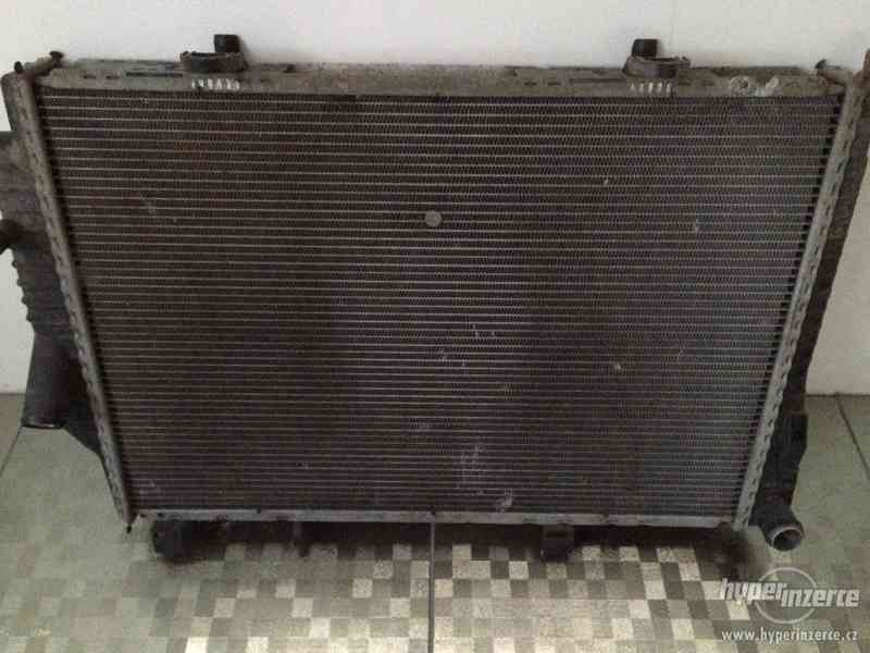 Chladič Mercedes C, CLK vody, originál - bazar - Hyperinzerce.cz