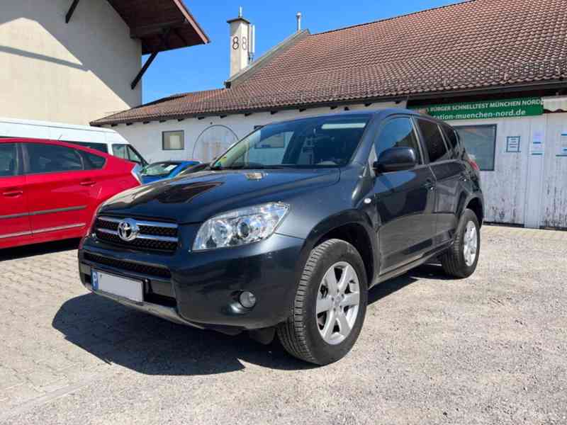 Toyota RAV 4 2,0i 4x4 Team benzín 112kw - bazar - Hyperinzerce.cz