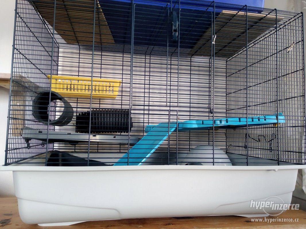 Klec Freddy 2 - bazar - Hyperinzerce.cz