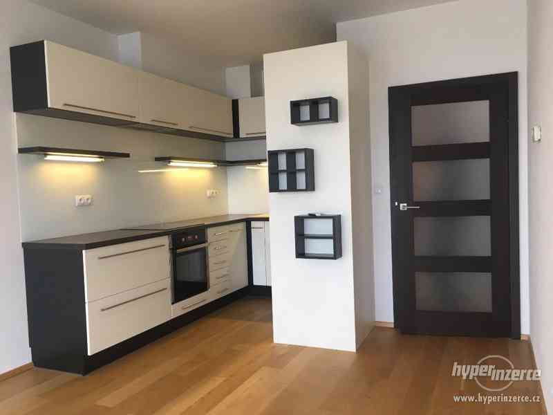 Pronájem bytu 2+kk, České Budějovice - bazar - Hyperinzerce.cz