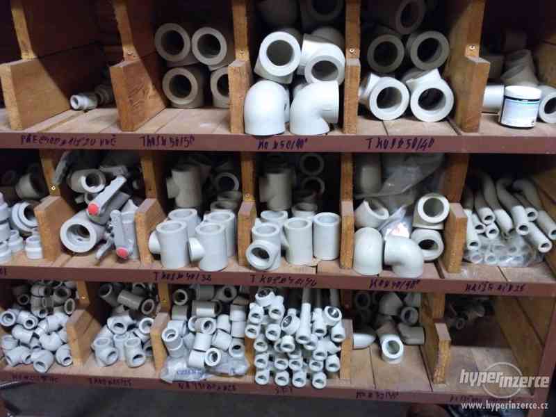 PPR kolena - bazar - Hyperinzerce.cz