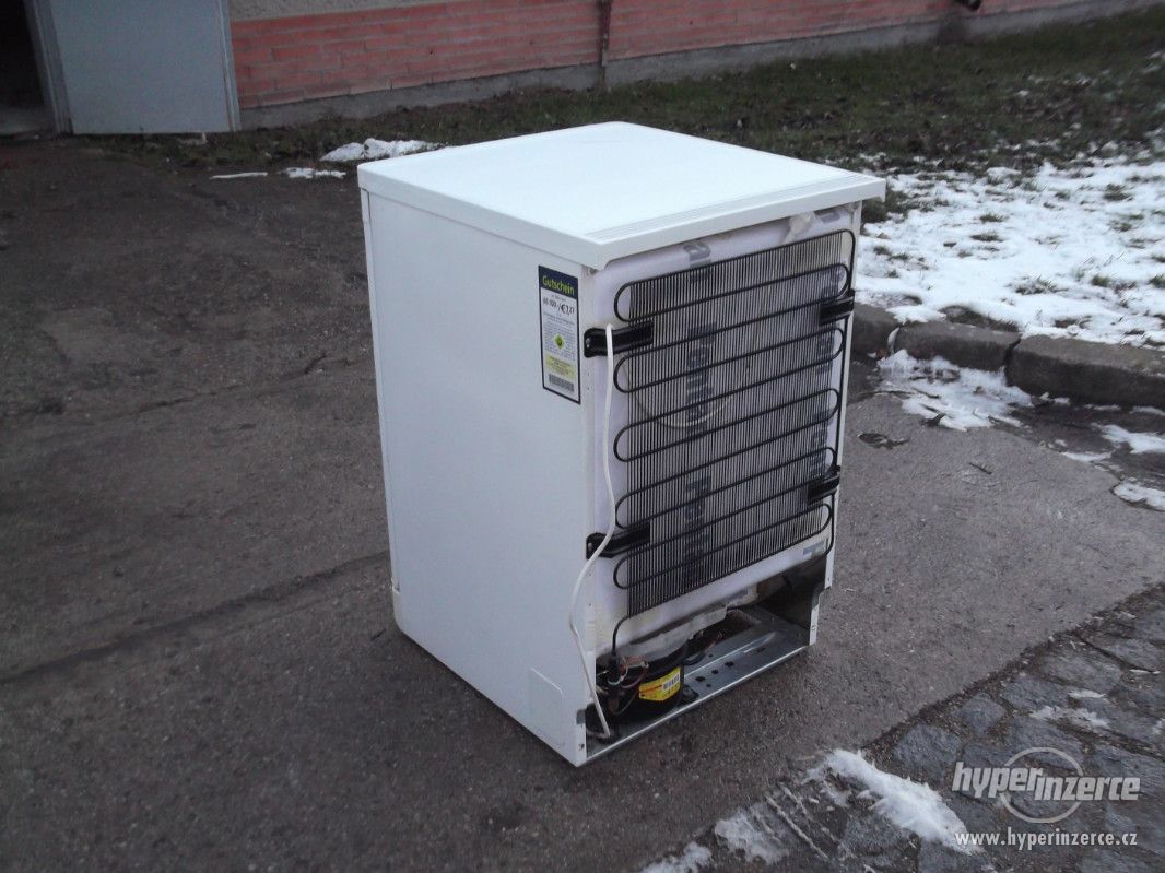 SIEMENS MALÁ MODERNÍ LEDNIČKA-146L,SKLO POLICE,tř.A+,MRAZÁK - bazar ...