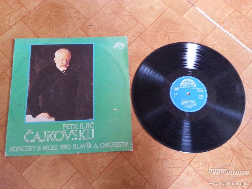 Petr Iljič Čajkovskij 1974 - bazar - Hyperinzerce.cz