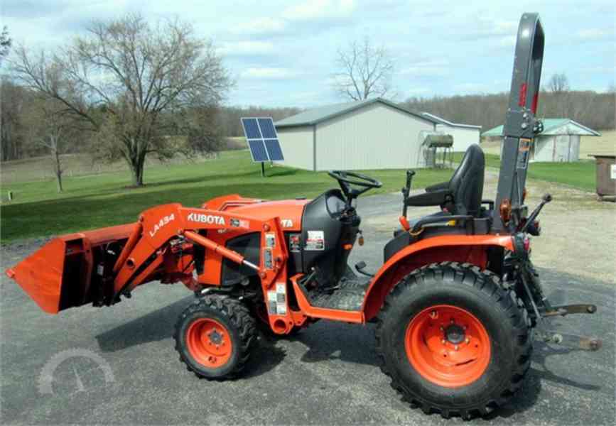 Traktor KUBOTA B2301 - bazar - Hyperinzerce.cz