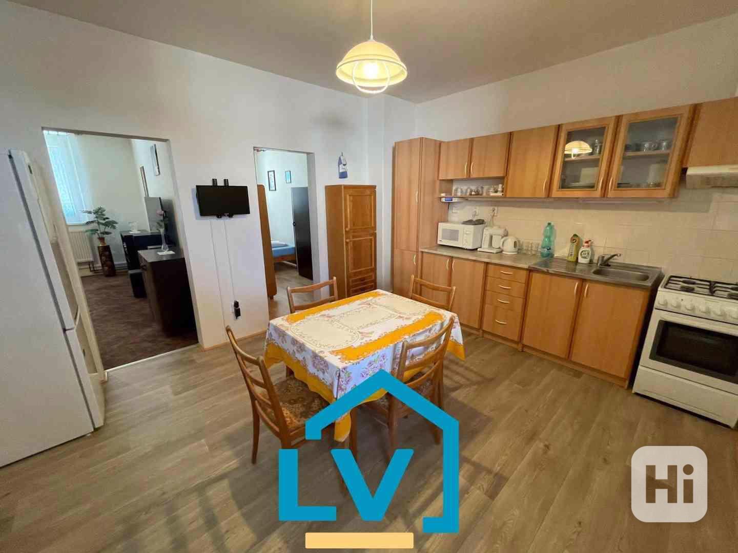 Prodej, Rodinné domy, m2 - Velké Pavlovice - bazar - Hyperinzerce.cz