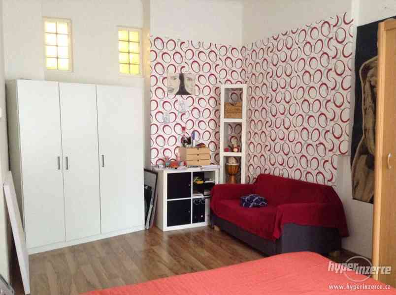 Pronájem bytu 2+kk bez realitky Studentská, Praha - Dejvice - bazar - Hyperinzerce.cz