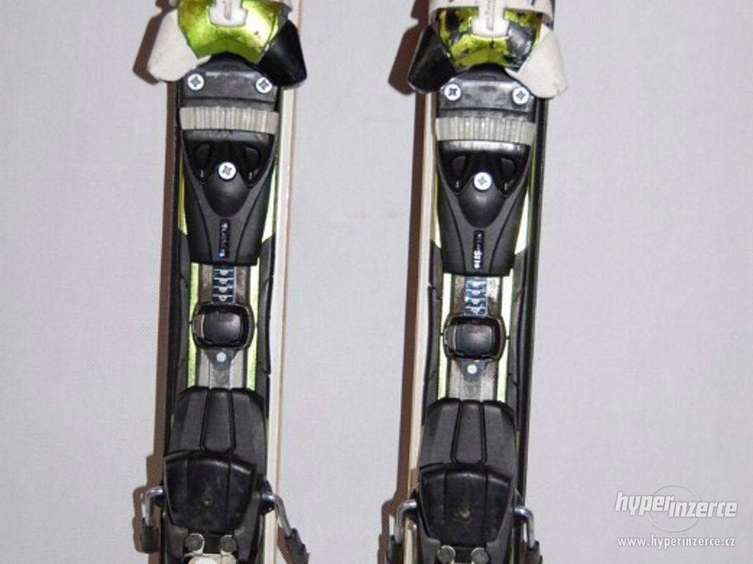 VÝPRODEJ Carvingové lyže Elan Waveflex 14 - bazar - Hyperinzerce.cz