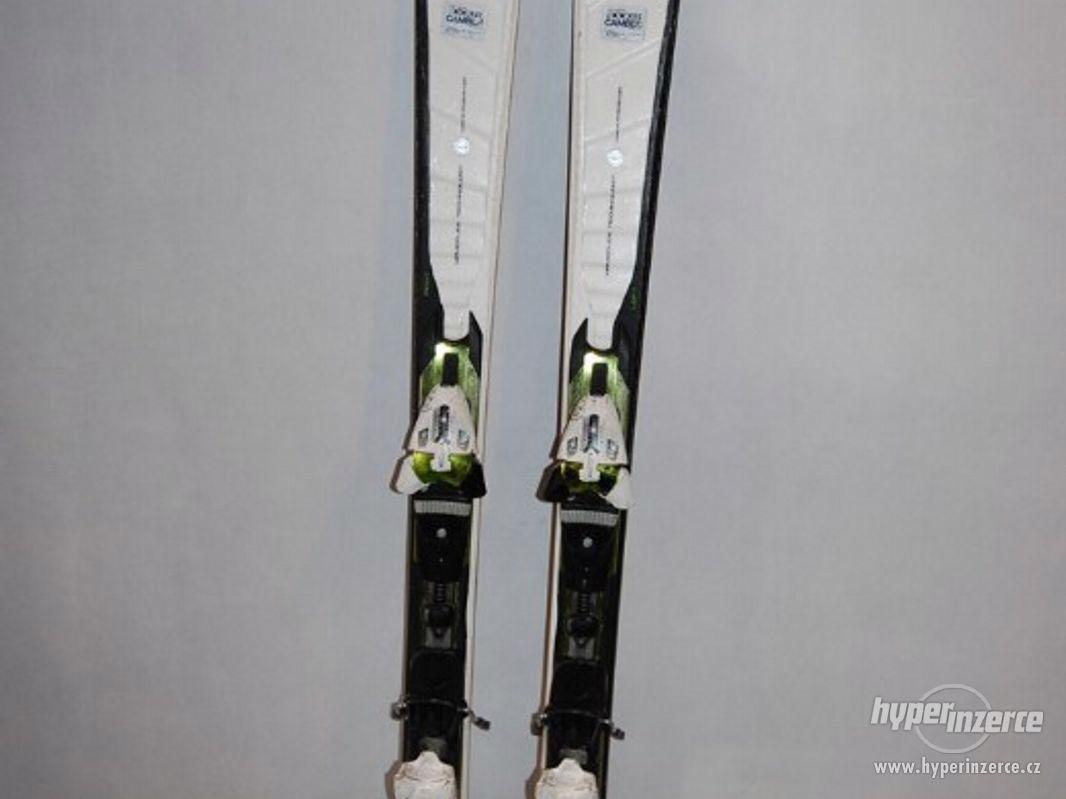 VÝPRODEJ Carvingové lyže Elan Waveflex 14 - bazar - Hyperinzerce.cz