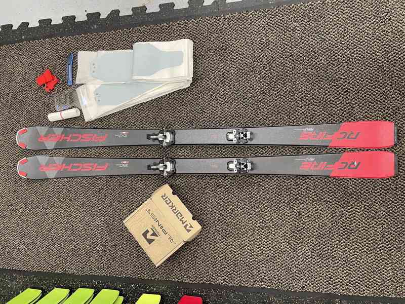 Skialp set Fischer RCFIRE 160cm + Marker Alpinist 10 + pásy - bazar ...