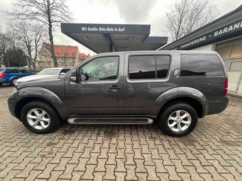 Nissan Pathfinder 2.5 dCi SE 140kw - bazar - Hyperinzerce.cz