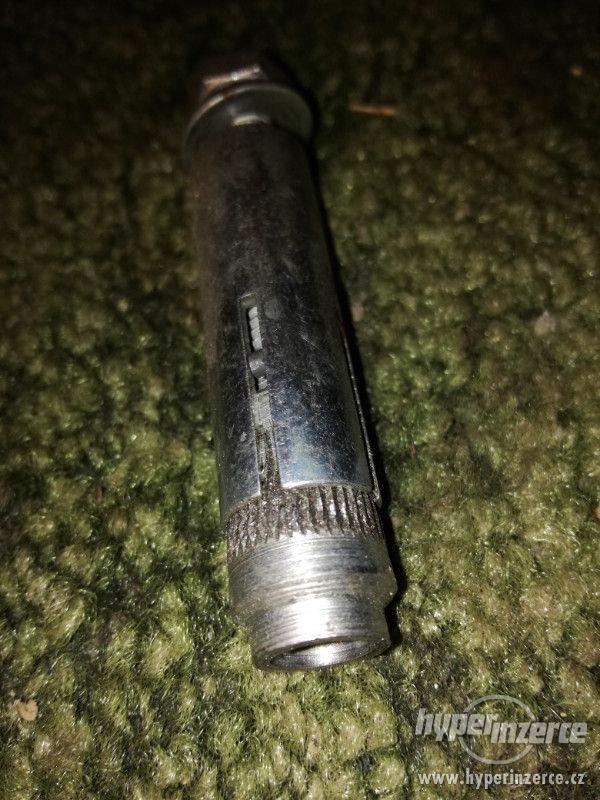 kovové hmoždinky, na šroub M8x55mm - bazar - Hyperinzerce.cz