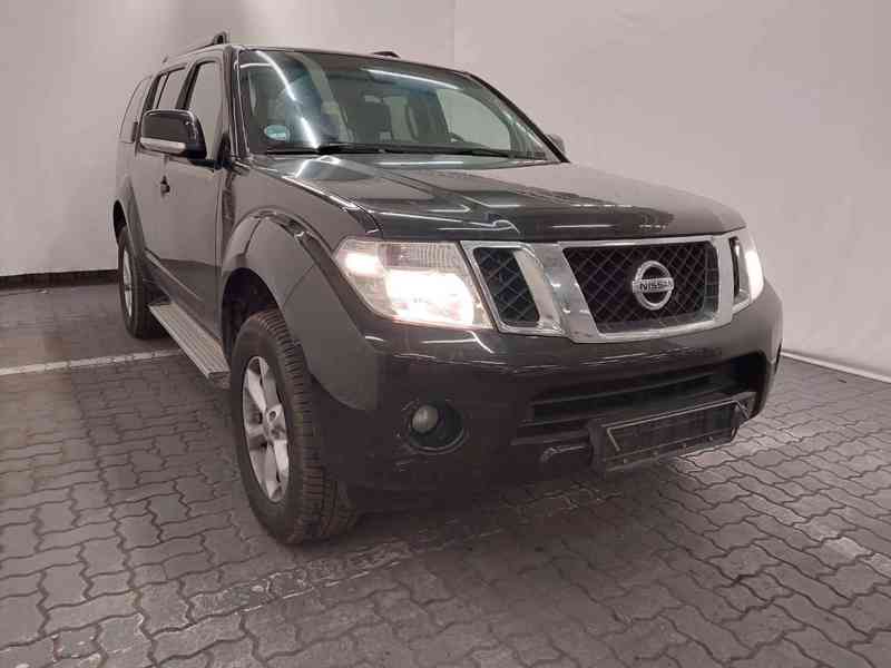 Nissan Pathfinder 2.5 dCi Aut.SE 140kw - bazar - Hyperinzerce.cz