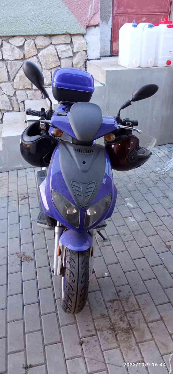 Mp Korado Via 50 + 2 helmy ZDARMA - bazar - Hyperinzerce.cz