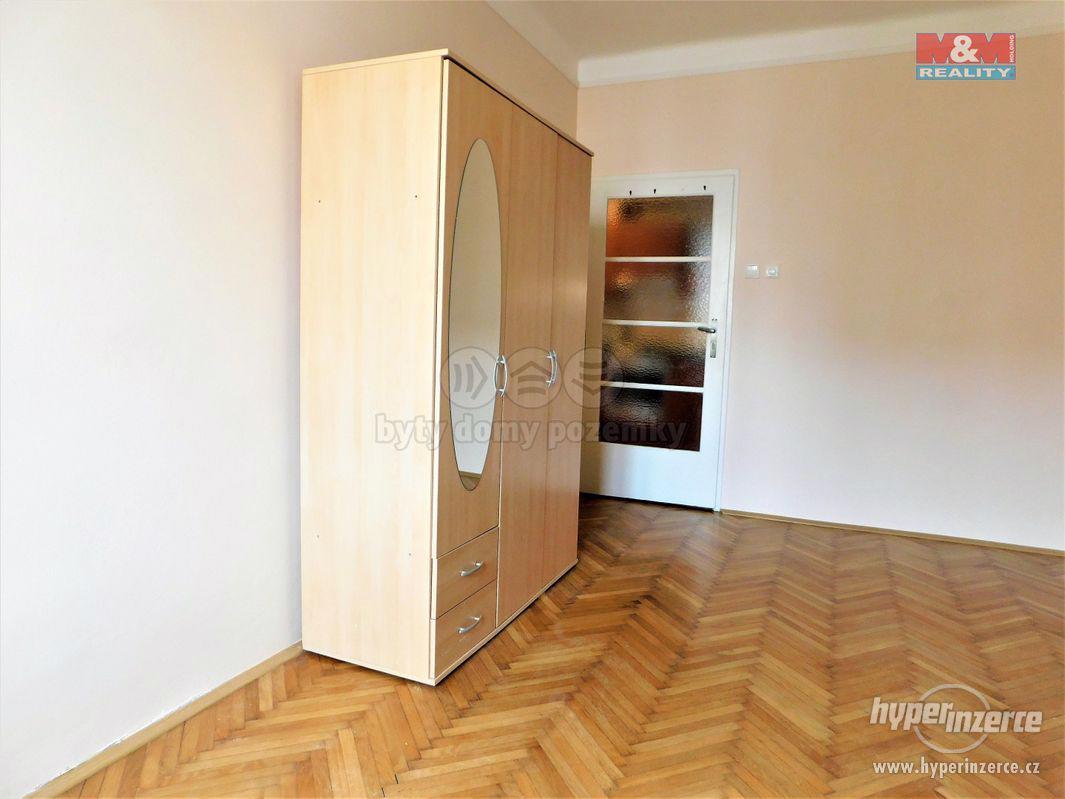 Pronájem bytu 2+kk, 46 m2, v Praze 4, ul. Na Pankráci - bazar - Hyperinzerce.cz