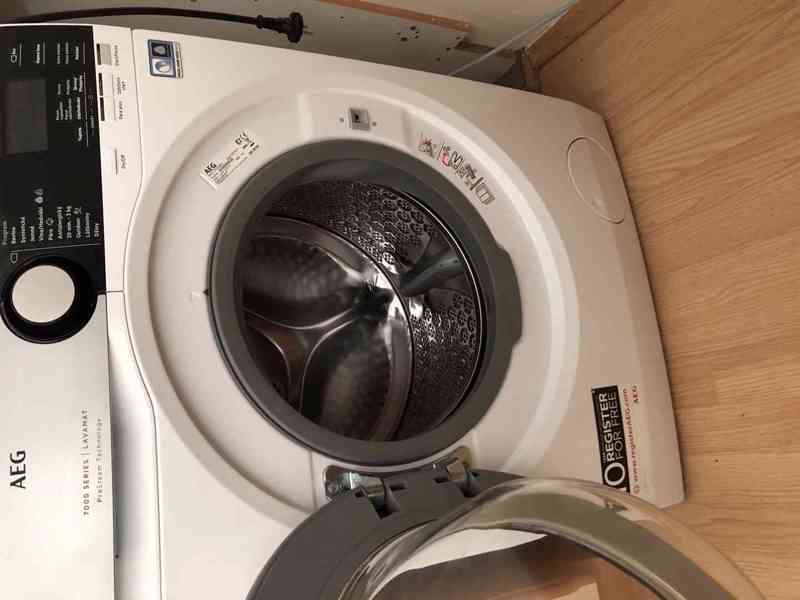 Pračka AEG 7000 series Prosteam Technology - bazar - Hyperinzerce.cz