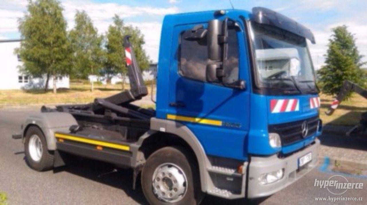 Mercedes Atego 1528 Nový nosič kontejnerů - bazar - Hyperinzerce.cz