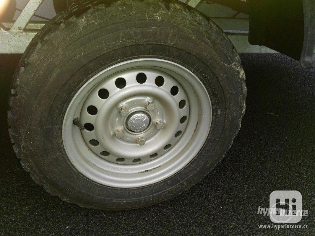 Přívěsný vozík s plachtou bržděný do 2500kg (2700kg) rv.2017 - bazar ...