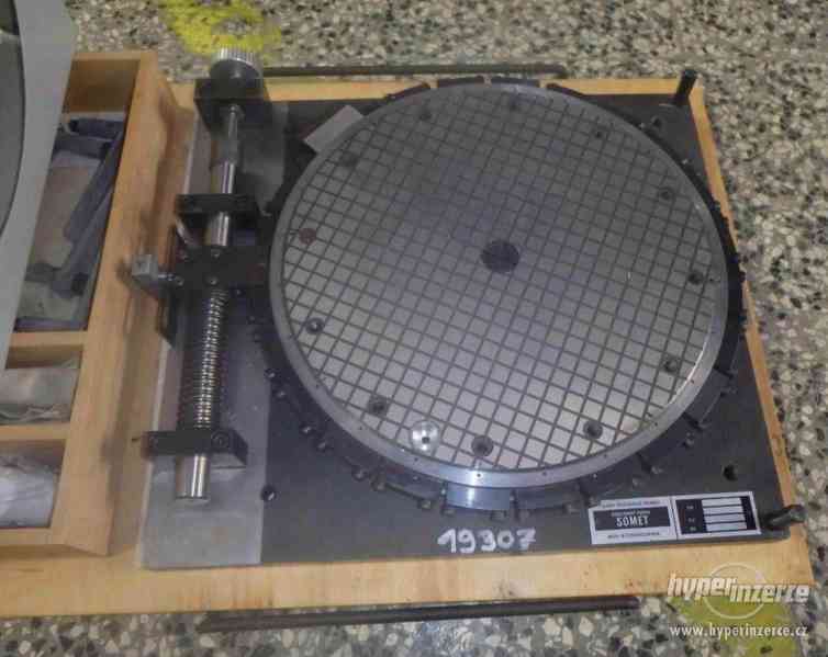 Otočný stůl W-300 - bazar - Hyperinzerce.cz