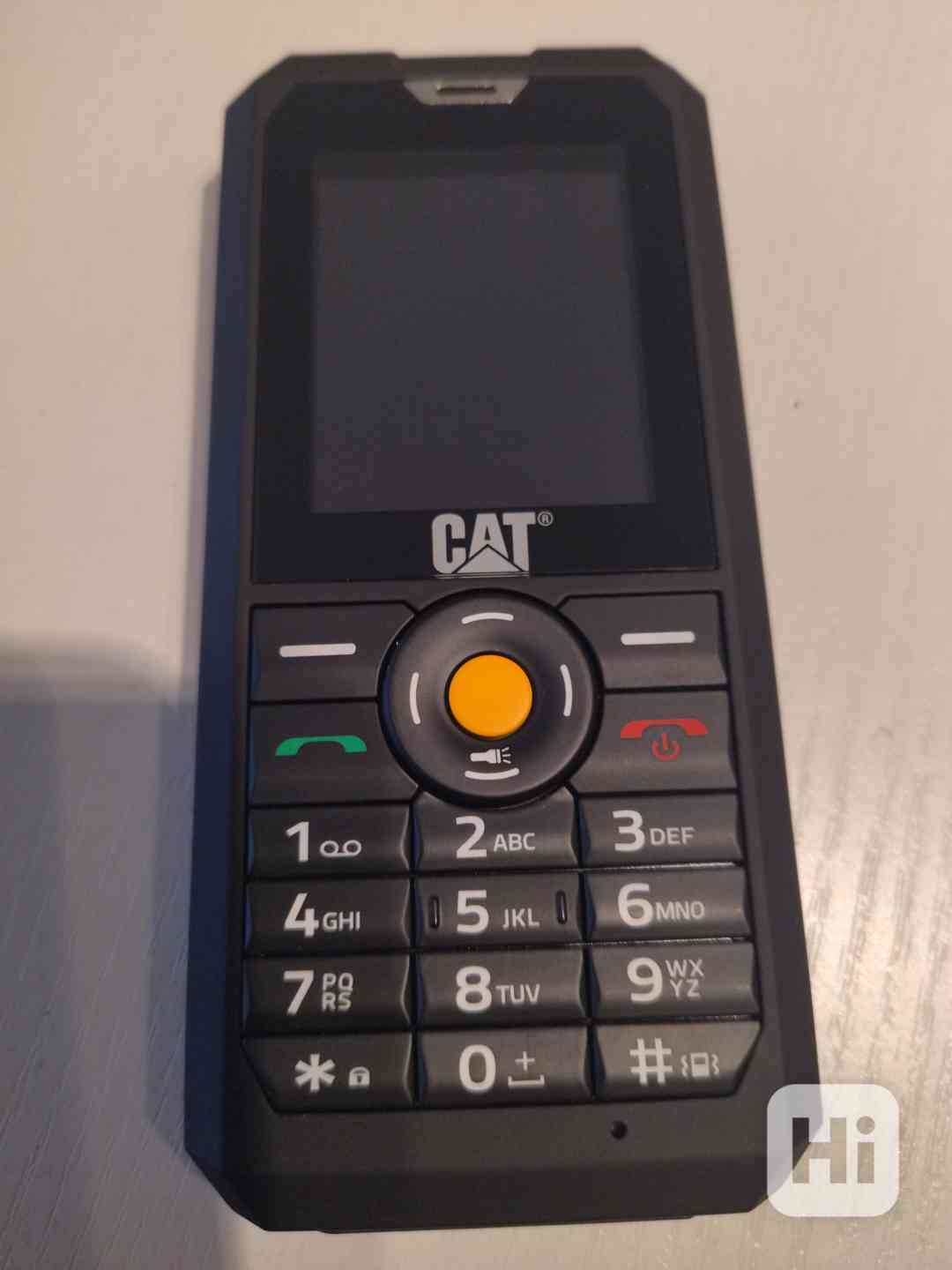 Mobilní telefon CATERPILLAR B30 tlačítkový - bazar - Hyperinzerce.cz