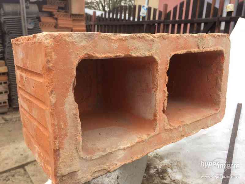 Prodám poctivé kvalitní pálené duté cihly - bazar - Hyperinzerce.cz