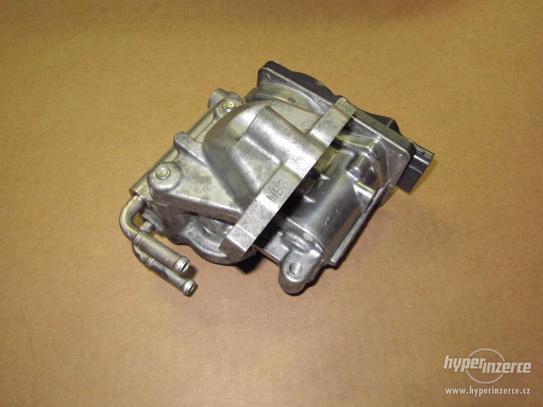 EGR Ventil 25800-26010 Toyota RAV4 Avensis 2.2D - bazar - Hyperinzerce.cz