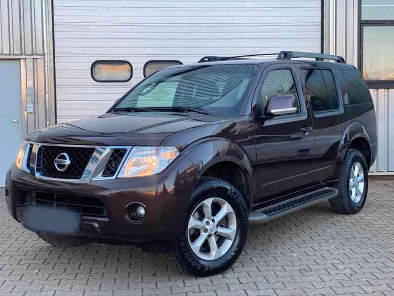 Nissan Pathfinder 2.5 dCi SE Aut. 140kw - bazar - Hyperinzerce.cz