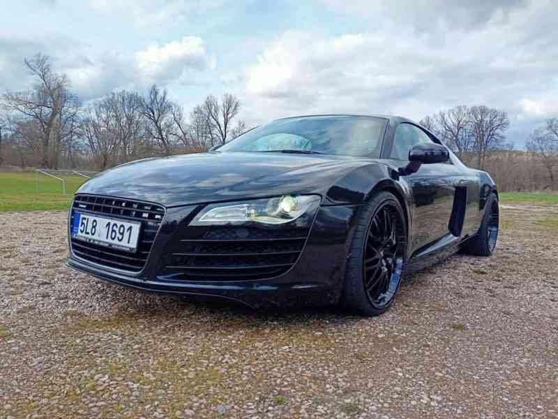 Audi R8 4.2 V8, FSI, QUATTRO - bazar - Hyperinzerce.cz