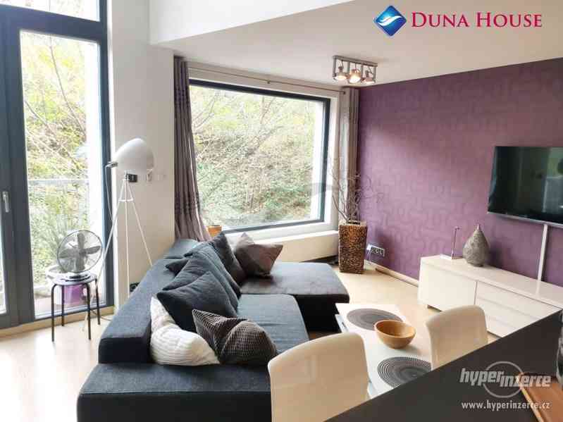 Prodej bytu 2+kk 47m2 s balkonem, Praha 8 - bazar - Hyperinzerce.cz