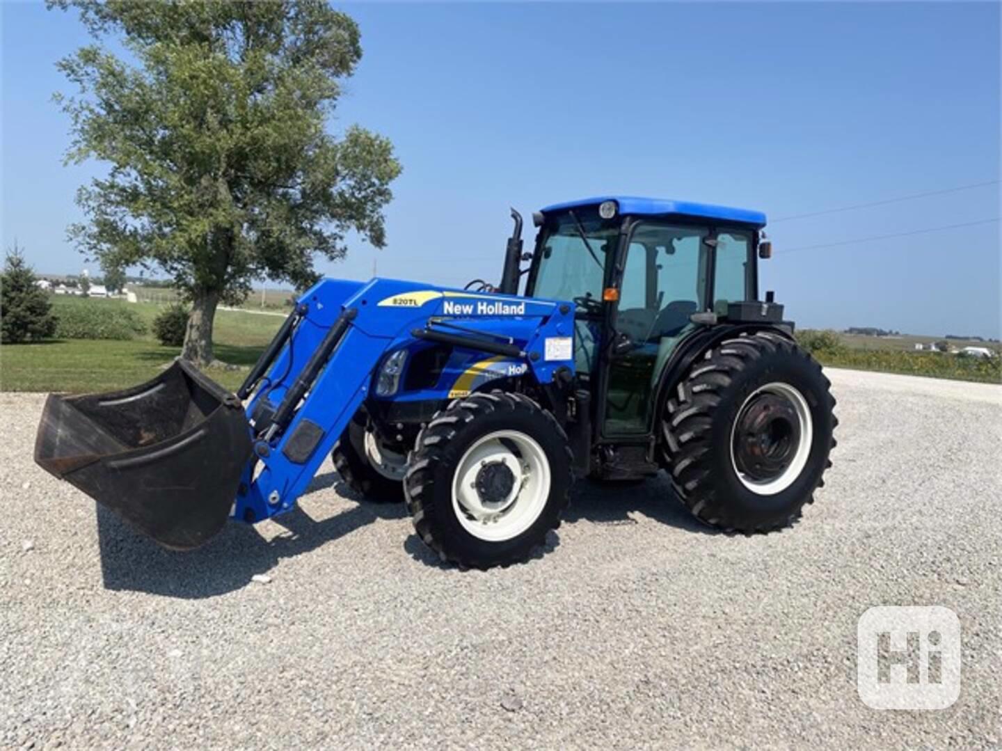 Traktor NEW HOLLAND T4040 - bazar - Hyperinzerce.cz