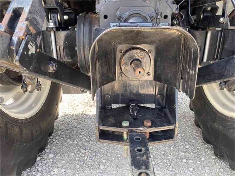 Traktor NEW HOLLAND T4040 - bazar - Hyperinzerce.cz