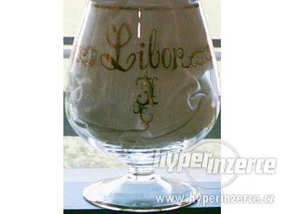 OBŘÍ ČÍŠE SE ZLATÝM NÁPISEM LIBOR - bazar - Hyperinzerce.cz