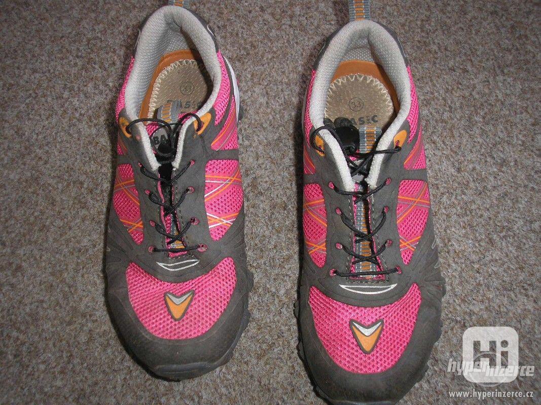 Dívčí botasky - bazar - Hyperinzerce.cz