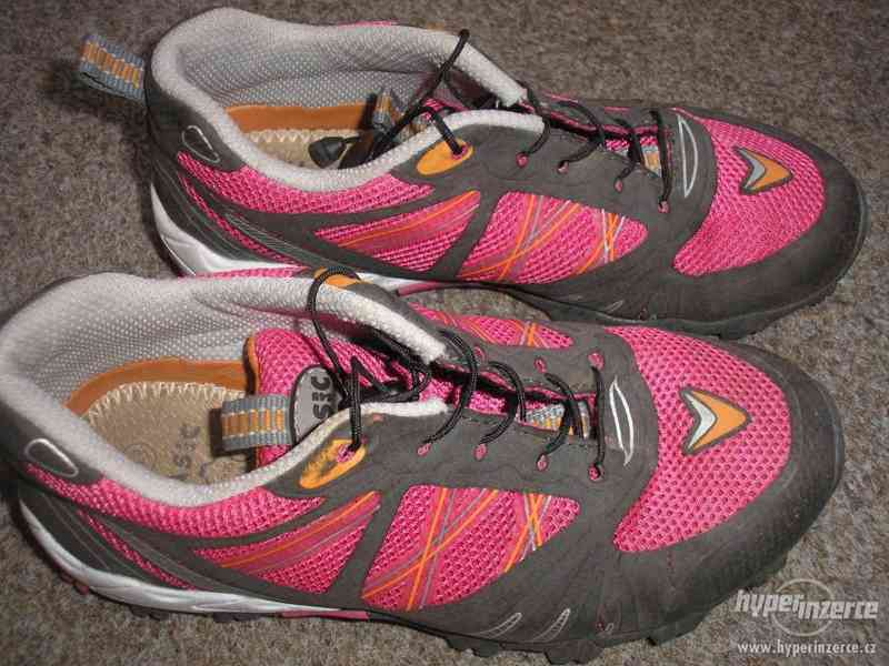 Dívčí botasky - bazar - Hyperinzerce.cz