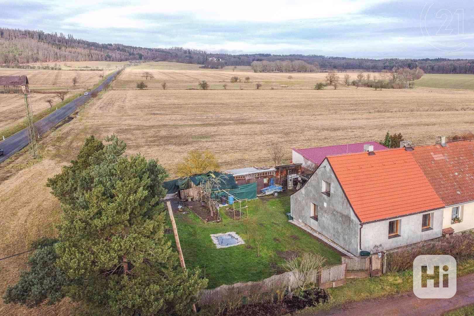 Prodej rodinného domu 110 m2, pozemek 736 m2, Roztoky - Karlov - bazar - Hyperinzerce.cz