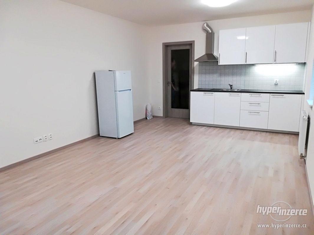 PRONAJATO! Krásný byt 1+kk, 36m2, Praha 9 u metra Kolbenova - bazar - Hyperinzerce.cz