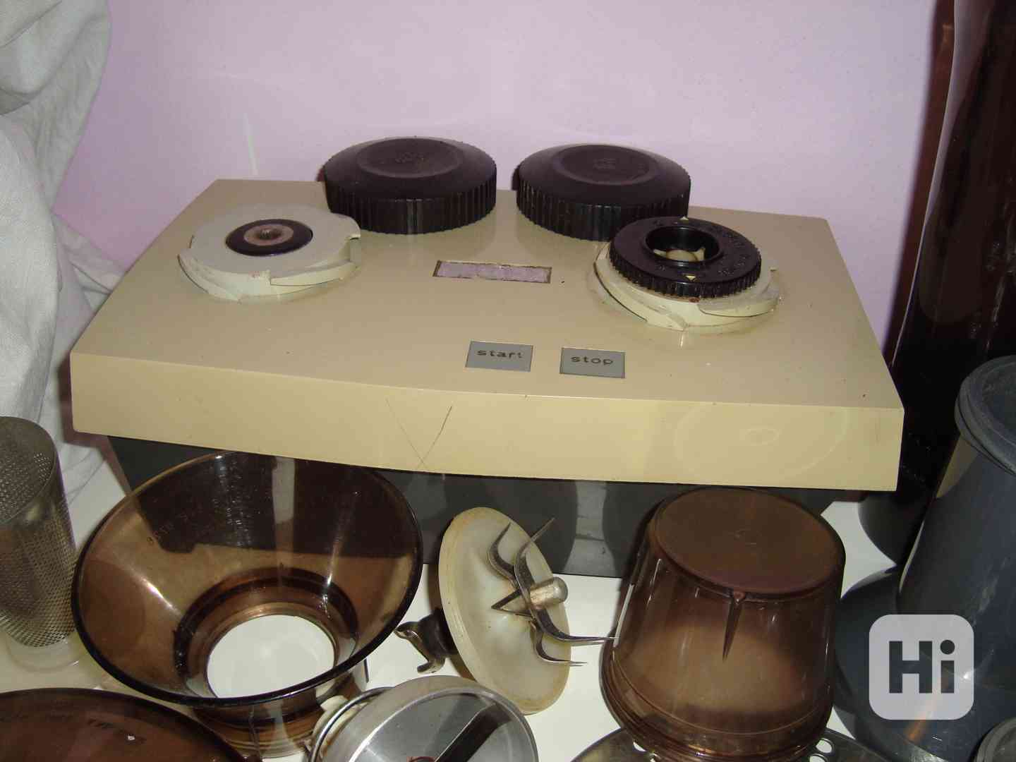 ETA 022, kuchyňský robot, retro, šedá - bazar - Hyperinzerce.cz