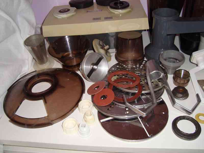 ETA 022, kuchyňský robot, retro, šedá - bazar - Hyperinzerce.cz