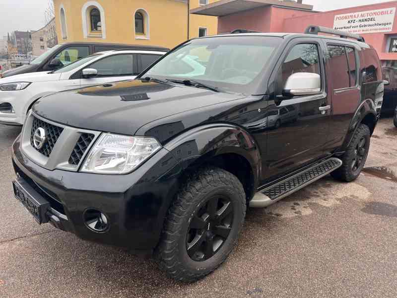 Nissan Pathfinder 2.5 dCi XE 140kw - bazar - Hyperinzerce.cz