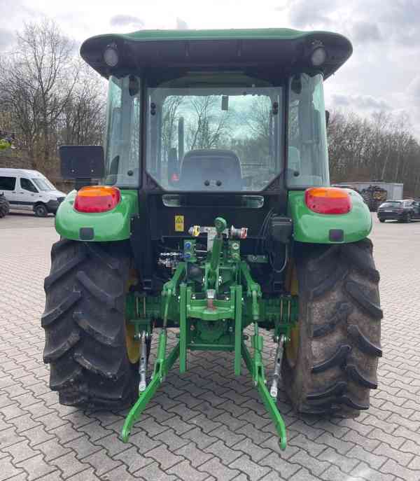John Deere 5075E - bazar - Hyperinzerce.cz